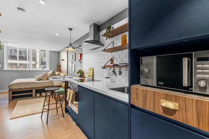 Student Only City Centre Studio At Pennine House - Leeds