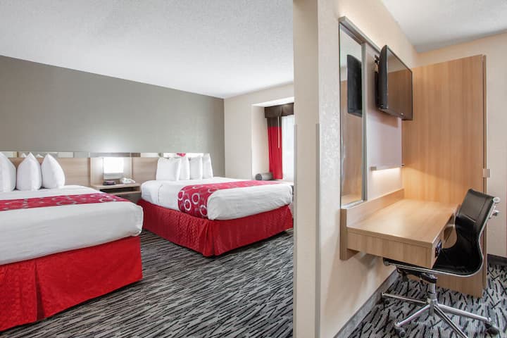 2q Suite | Microtel Charleston Wv | Free Parking - Charleston, WV