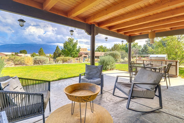 Mountain-view Escape Near Santa Ana Casino! - Rio Rancho, NM