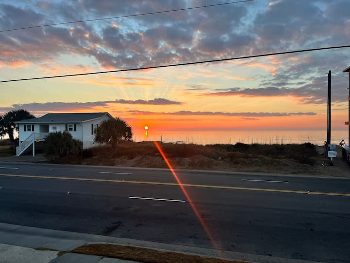 Sand By Me | Dog-friendly Ocean View, Edisto Beach - Edisto Beach, SC