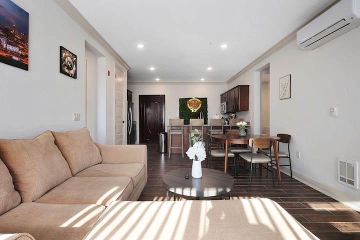 2br Apt|near Shops&food_easy Hwy Access - Overland Park, KS