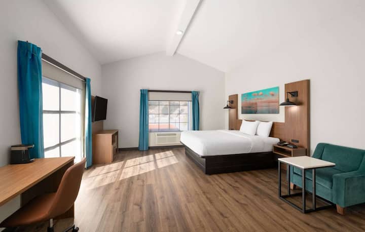 King | La Quinta San Diego-miramar | Free Bfast - San Diego, CA