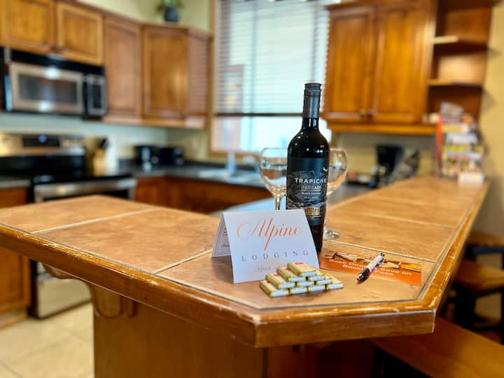 Prime-ski-in-out-hot-tub-luxury-3br-kar-ss4 - Kimberley, BC, Canada