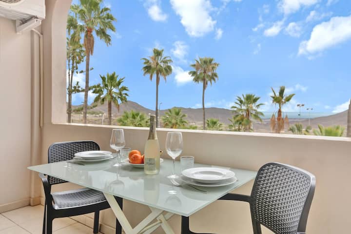 Pretty Apartment, Panoramic Balcony, Pool, Wifi - Los Cristianos