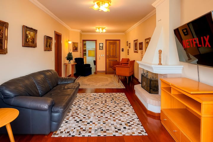 Apartamento No Centro De Gramado - Gramado