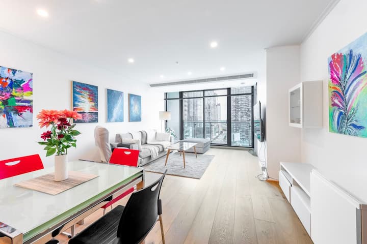 Metro Glow - Sleek Stay With Pool & Perks - Melbourne