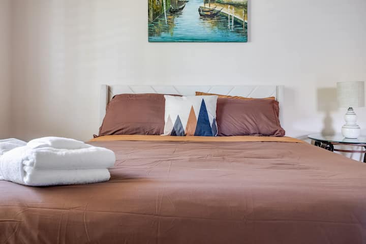 Cozy 1br Guest House With Mountain View In Simi Va - Simi Valley, CA