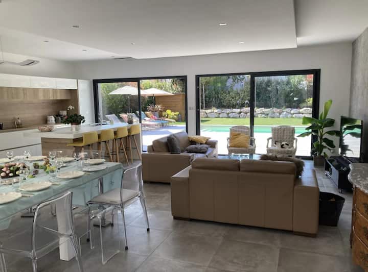 Maison à Bouc-bel-air - Aix-en-Provence