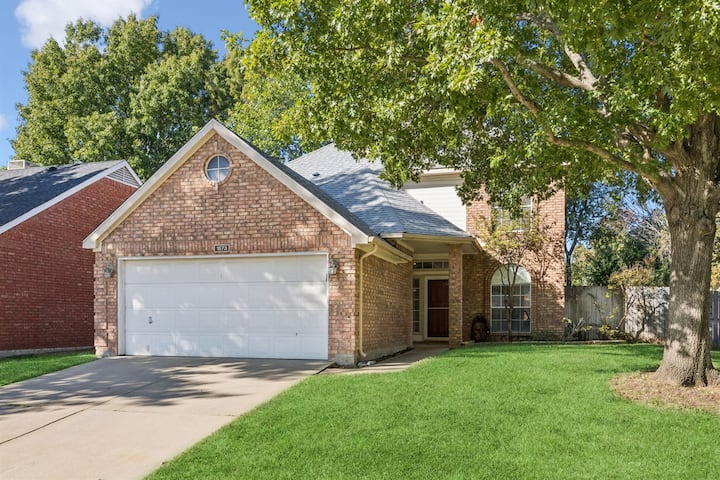 Tch -Comfy 3bd/2.5ba Home In Grapevine W/workspace - Grapevine, TX