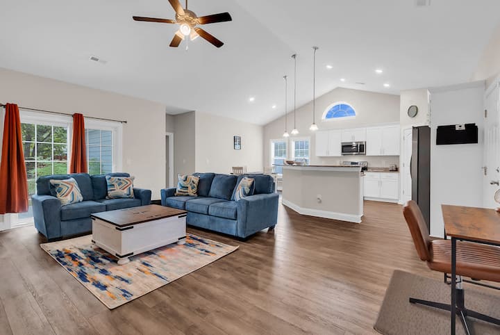 Inlet Retreat Near Golf, River & Ocean Boat Access - Murrells Inlet, SC