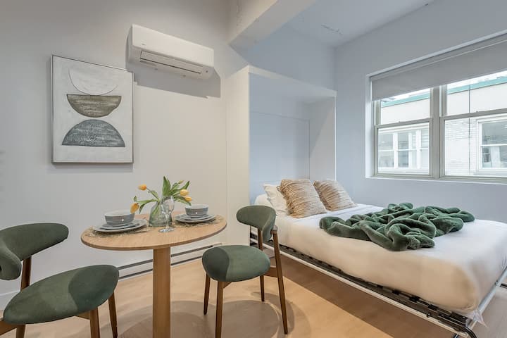 Prime Location – Walk Score 100 - Montreal