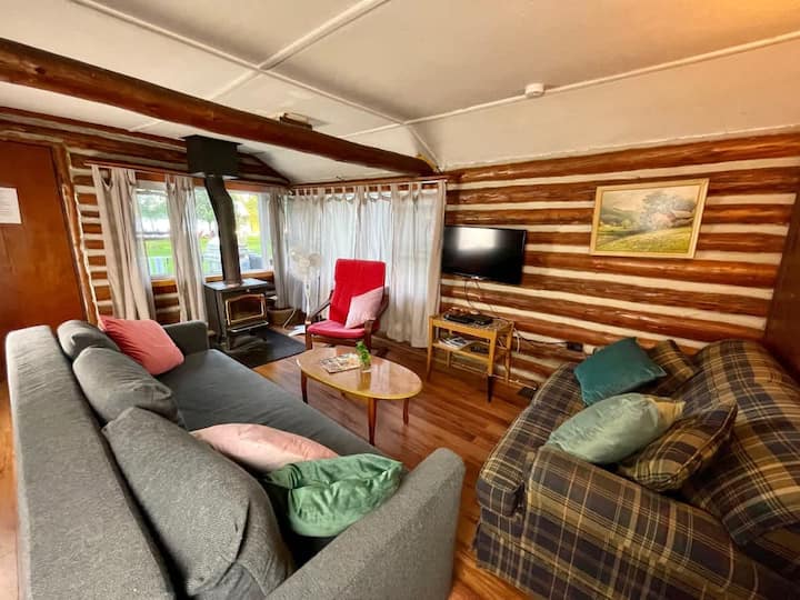 Balsam Lake - 2-bedroom Cottage #6 - Rosedale, ON, Canada