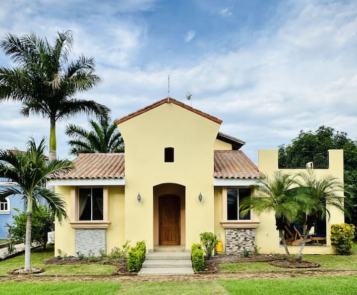 Casa Colibri | Golf-front Home With Private Decks - Nicaragua