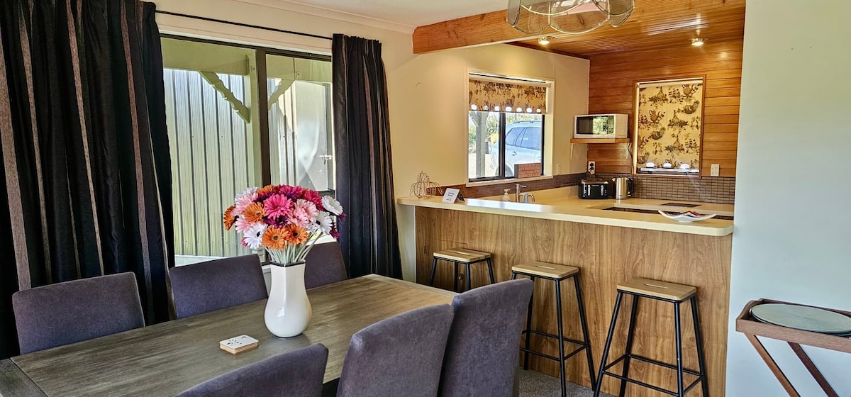 Vue sur l'Acheron ! - Maisons à louer à Hanmer Springs, Canterbury ...