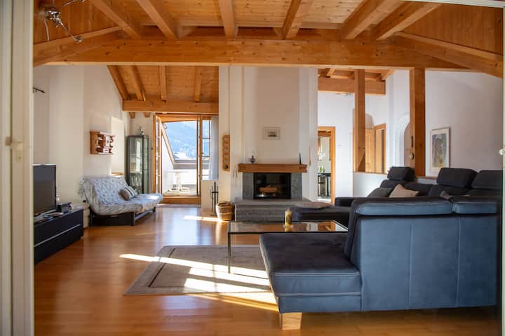 Lantsch-lenz Attic Apartment For 7 People - Lenzerheide