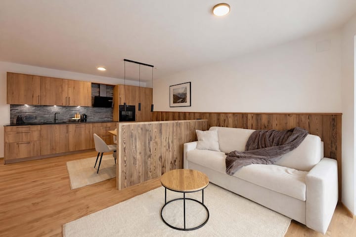 Purealps Apartment – By Alpenluxus Collection - Tux