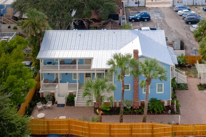 Luxury Boutique Inn | All 8 Suites | Sleeps 24 - St. Augustine, FL