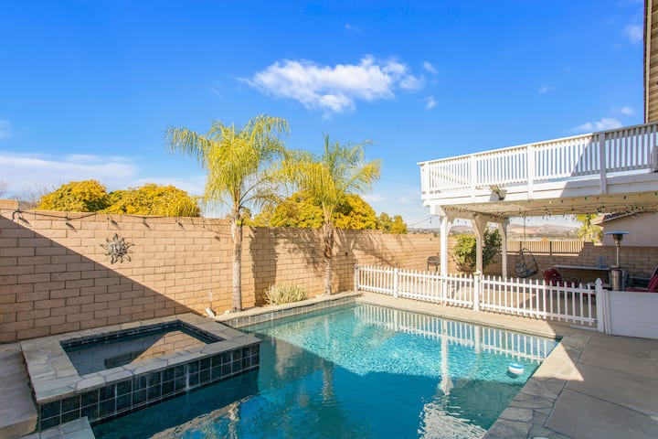 Lakeview Retreat In Elsinore With Pool & Hot Tub - Lake Elsinore, CA
