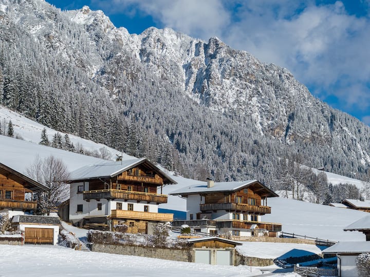 Chalet Alpbach: Sauna, Vue & Proche Navette - Fügen