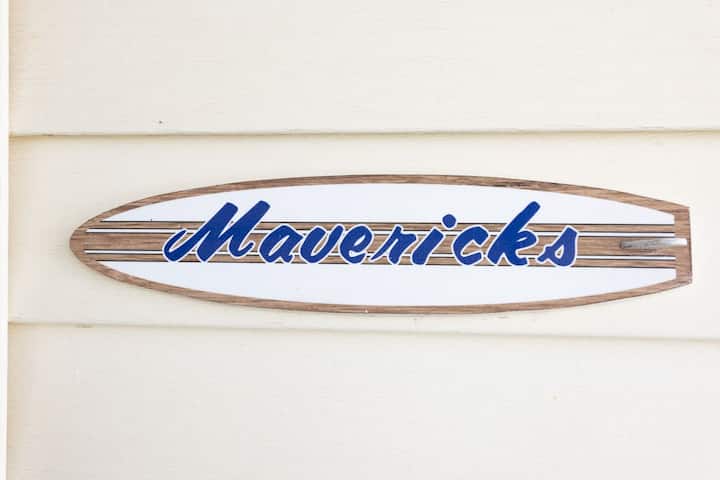 Surf's Up Unit 3 - Mavericks - South West Rocks
