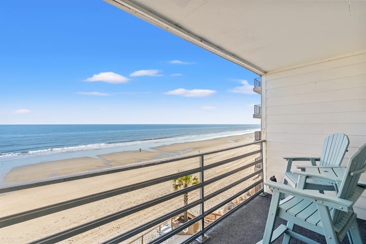 "Sunny Days" At Carolina Shores 1302, Oceanfront - Garden City, SC