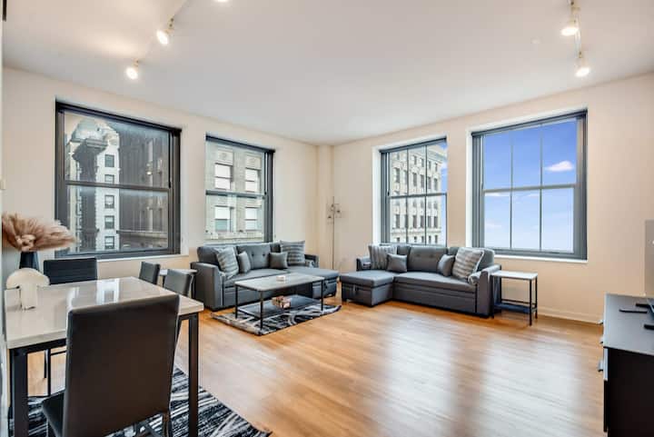 Downtown Chicago Stay With Free In & Out Parking 1 - Chicago Loop - Chicago