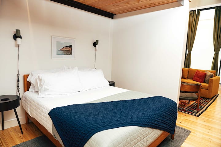 Loft 306 @The William | Atrium + Downtown Vibes - McWane Science Center