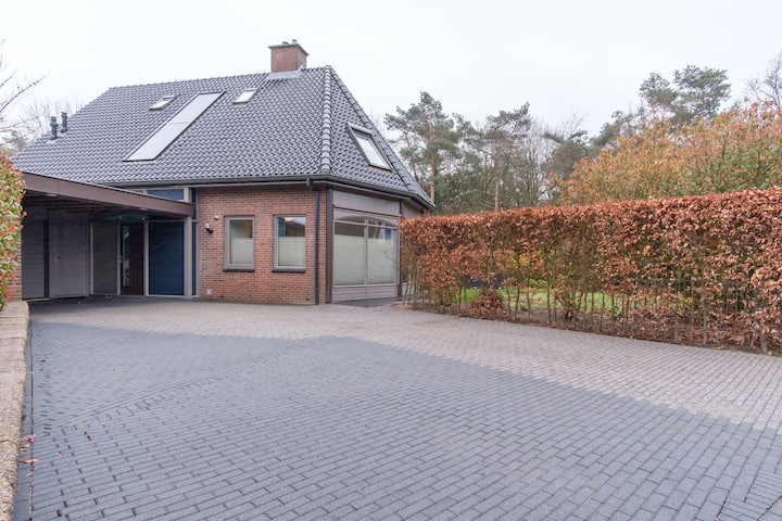 Familiehuis Rheeze Met Jacuzzi | 10 Personen - Slagharen