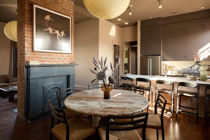 Garden District Stay | Shared Heated Pool + Spa - New Orleans, LA