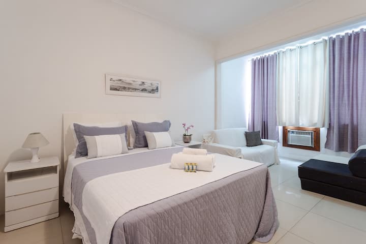 3-bedroom Apartment One Block From Copacabana Beac - Rio de Janeiro