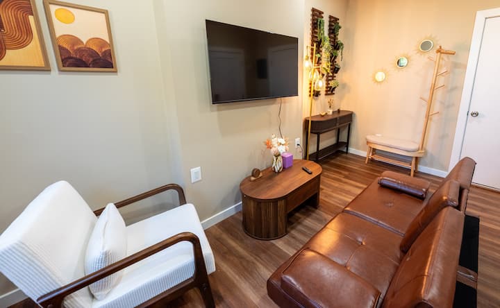 Urban Micro Loft | Central Albany + Parking - Bethlehem, NY