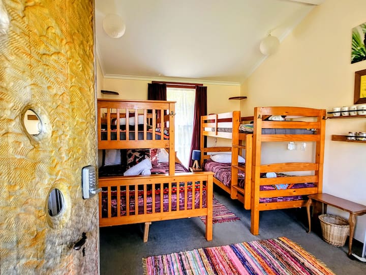 Family Room 5 - Kumara