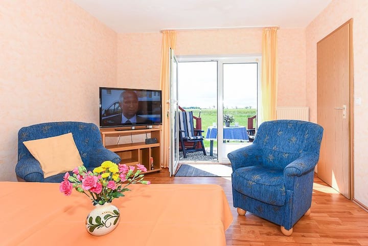 Ferienwohnung West, Haus Deichblick - Neuharlingersiel