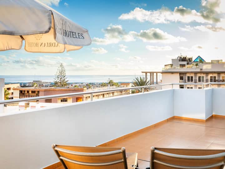 Beautiful And Luxury Attic Capri C6 - Arona