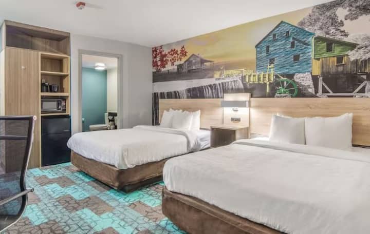 2 Spacious Rooms Perfect For Business Or Leisure - Wake Forest, NC