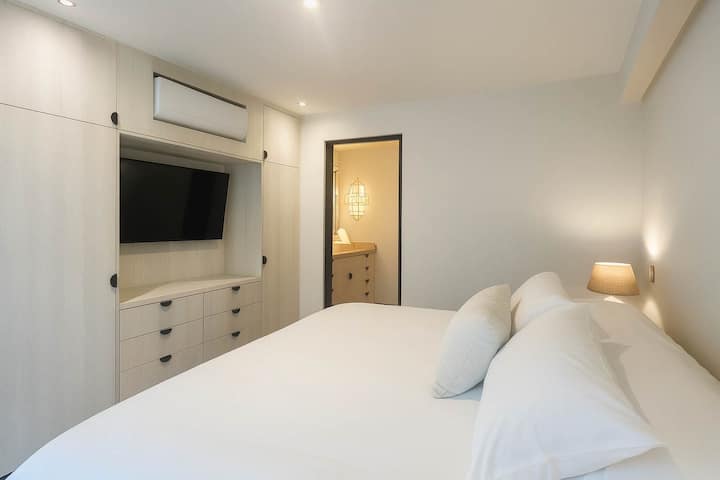 Ground Floor / Step-free / 2 Kings / Private Patio - San Miguel de Allende