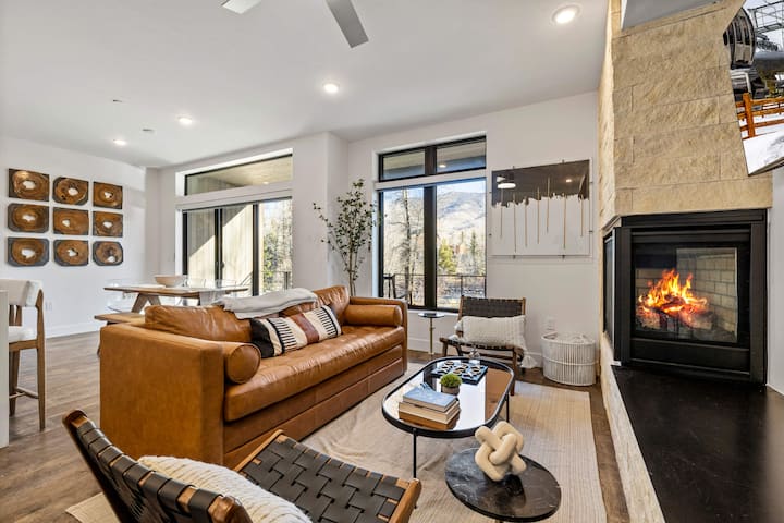 River West Riverfront Condo - Fantastic Year-round - Silverthorne, CO