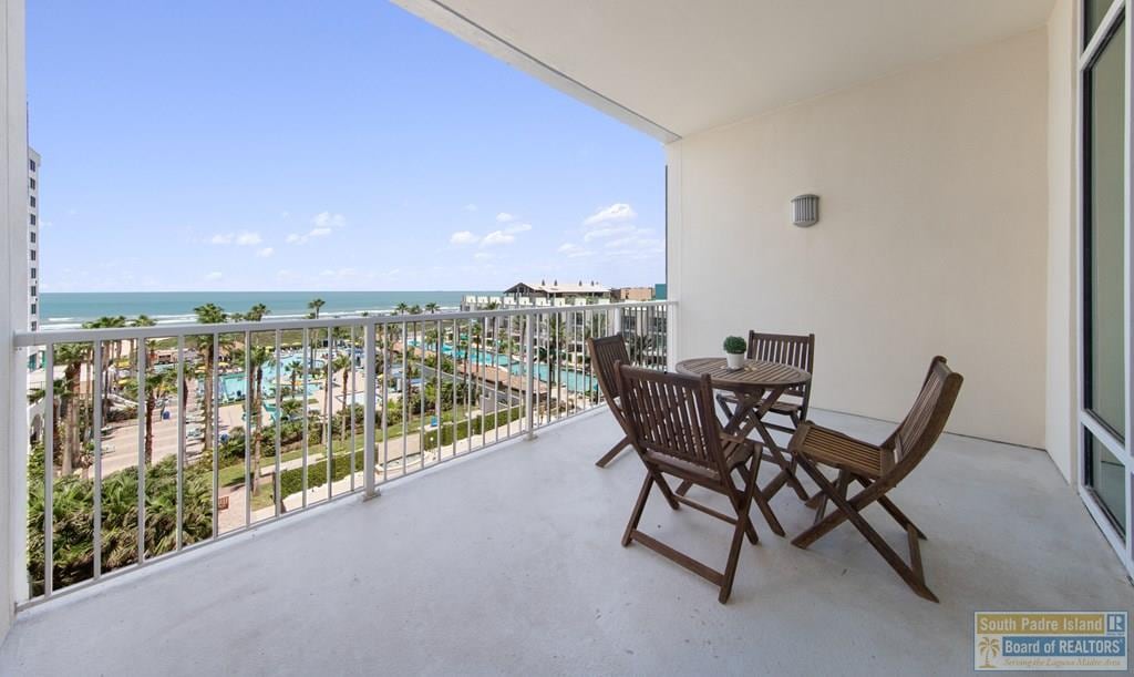 ¡Apartamento frente al mar en el quinto piso con vistas panorámicas ...