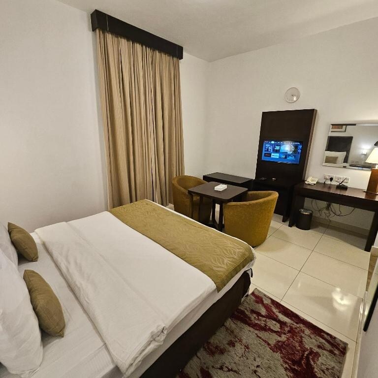 Studio Apartment walk from Deira Clock Tower - Airbnb
