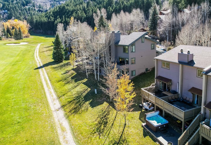 Eaglevail Getaway | Ski, Golf & Hot Tub - Avon, CO
