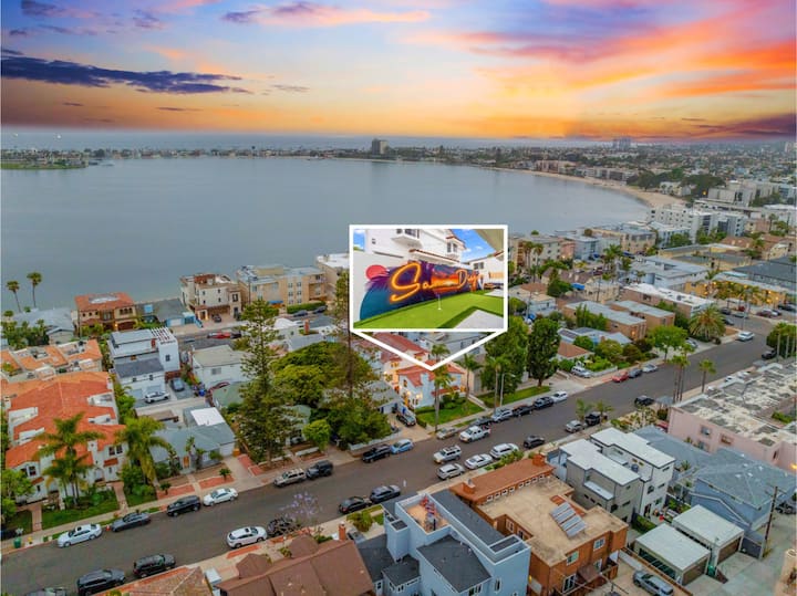 One Block To Bay | Firepit, Ac & Putting Green - Mission Bay, CA