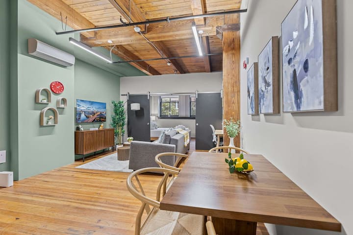 Historic Loft In Downtown Kcmo | Free Parking - Kansas City, KS