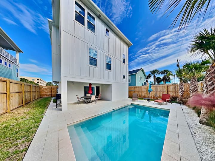 Ocean Breeze | Luxury W/pool + Elevator - St. Augustine Beach, FL