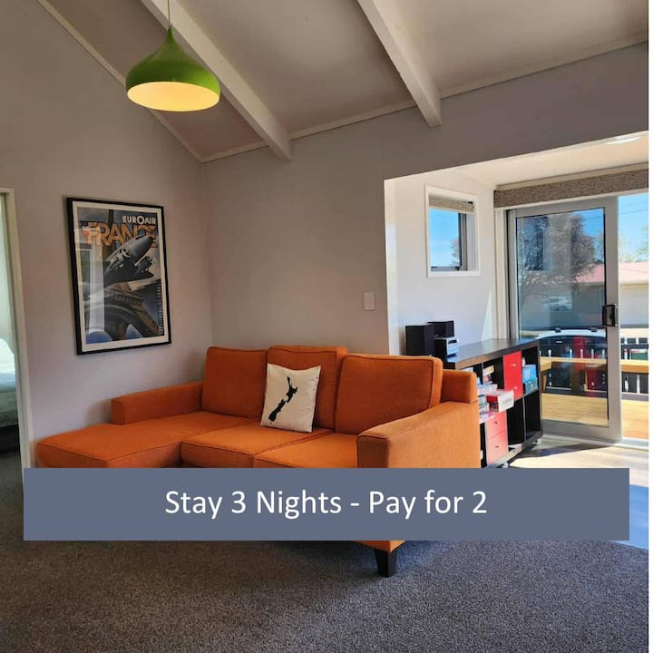 Bright Family Retreat Close To Taupō’s Attractions - Taupo