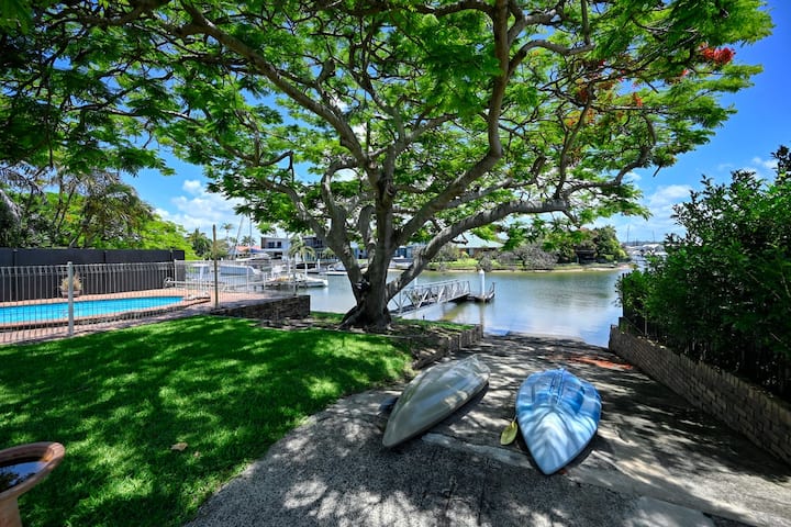 Tranquil Tides - 4b/r Buddina Waterfront Escape - Sunshine Coast Queensland, Australia