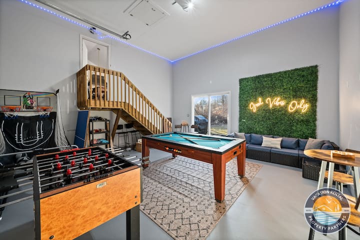 Lake Geneva House: Family Fun With Pool Table - 日內瓦湖城