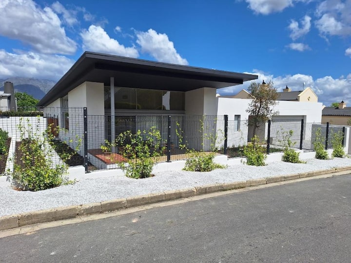 Luxury Holiday Home - Franschhoek