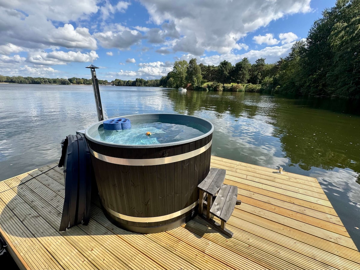 Casa flotante (con jacuzzi y terraza en la azotea) - Casas bote en ...