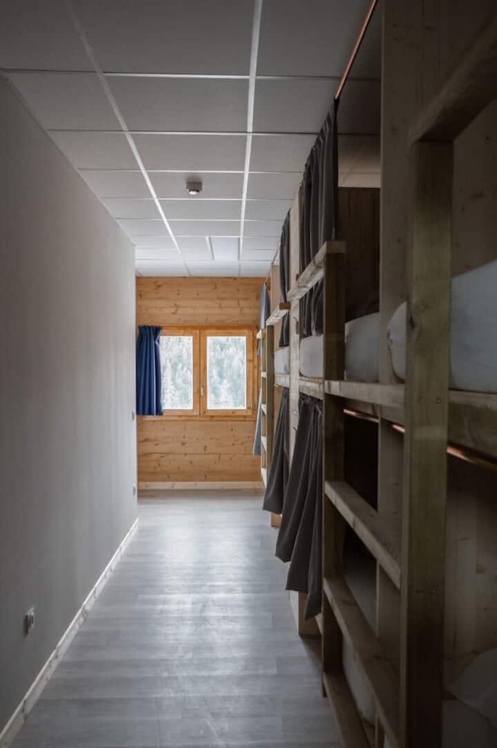 Lit En Dortoir Mixte De 8 Personnes - Briançon