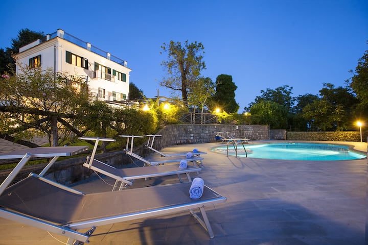 Estate Del Noce - Two Villas On The Same Estate - Campania
